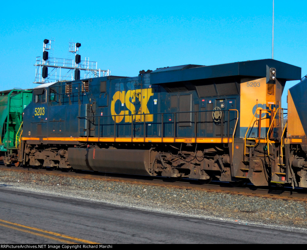 CSX 5203